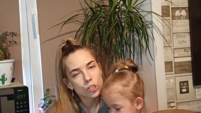 Видеоблагодарность мамы Ксюши Балабановой