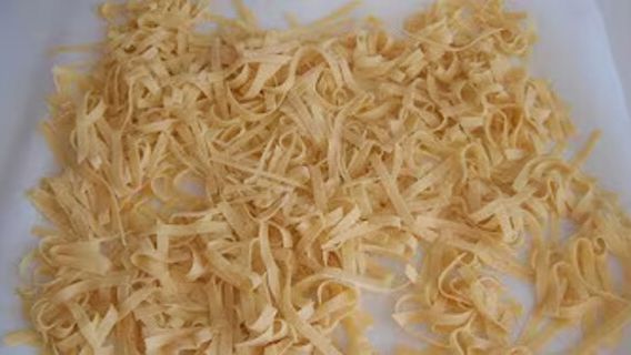 Домашняя лапша.Маринкины творинки. Всем МИРА и Добра!