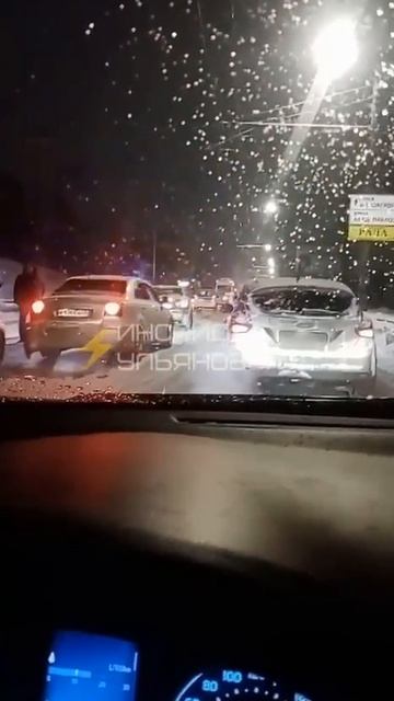Сильное массовое ДТП на Майской горе