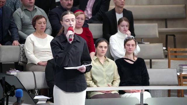 Я верой в будущность смотрю..