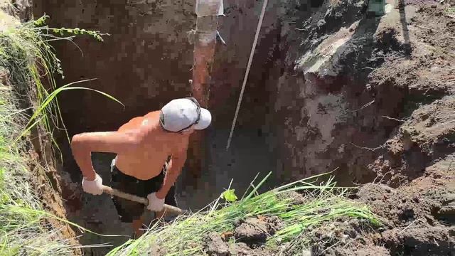 Установка кессона для скважины подробно, земельные работы.