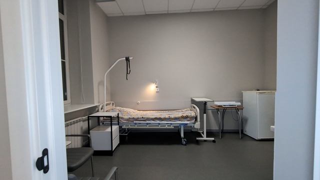 Палата 1 категории послеродового отделения НИИ АГиР им. Д.О. Отта (проживание с родственником)