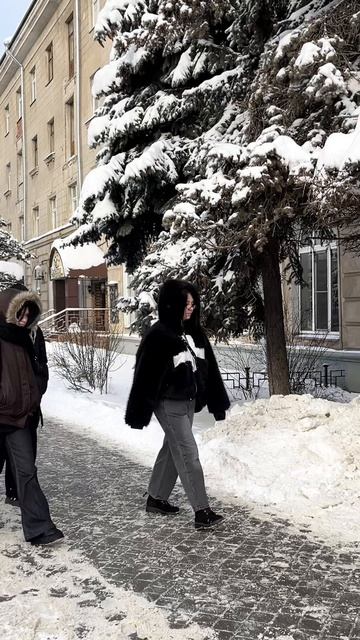 Зима — не повод забывать о стиле, и наши студенты это доказывают!