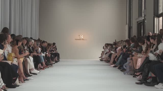 Показ коллекции Tamara Ralph Haute Couture осень-зима 2025-2026