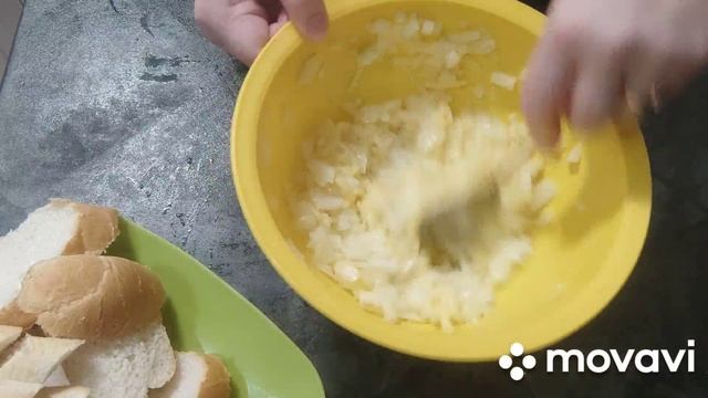 Запечённые бутерброды с луком!