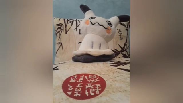 Мимикью танцует под рэп корги Коржика.