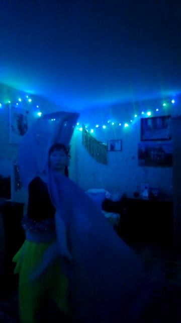 Танцую восток и это ещё тренировки а ещё релакс