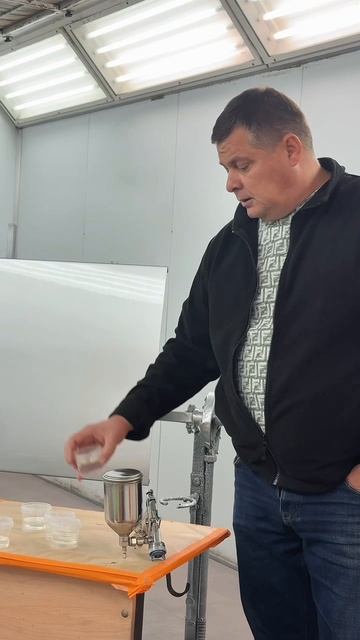 Добавляйте к лаку только качественный, оригинальный разбавитель