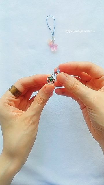 Весенний Брелок С Цветами и Звездочкой Своими Руками 🌸⭐