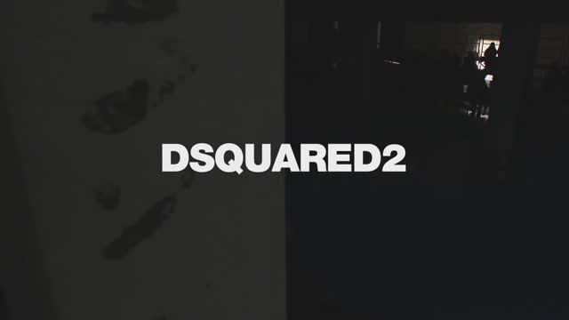 Показ женской коллекции Dsquared2 осень-зима 2022-2023