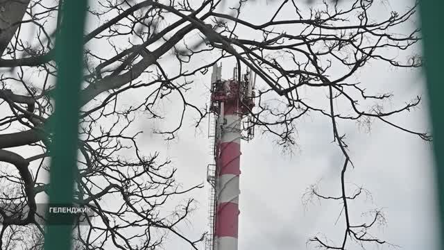 В Геленджике в одном из теплопунктов микрорайона «Парус» заменяют устаревшее оборудование.