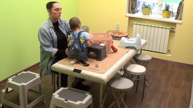 Формирование баланса в положении: стоя  с опорой на одну ногу.Усложнение мозговых схем.