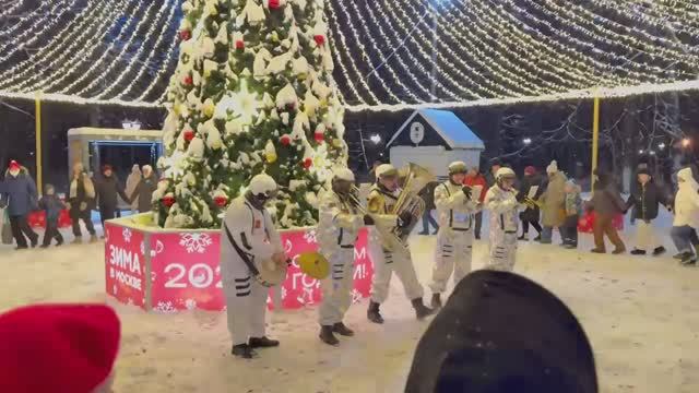 Хоровод в новогоднюю ночь - ансамбль Космонавтов