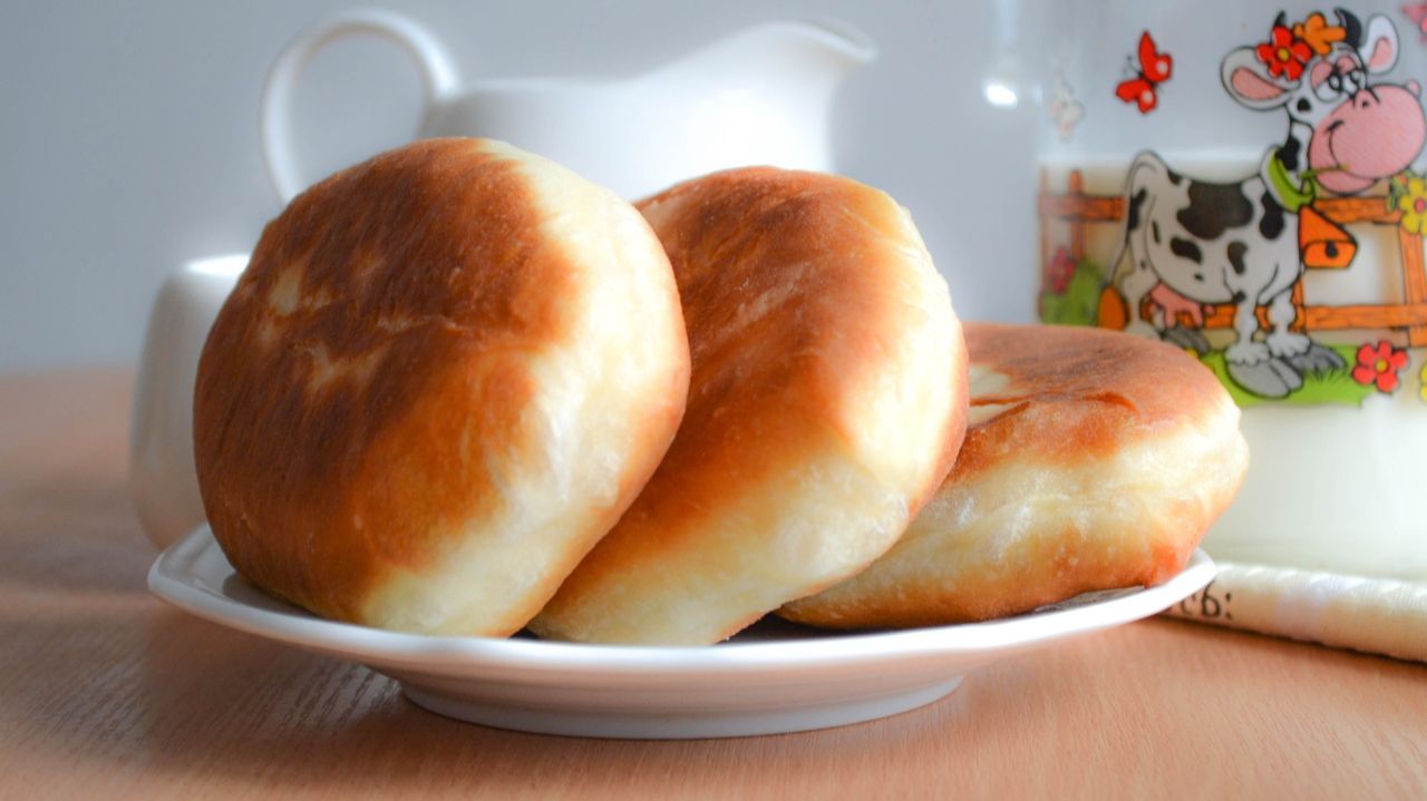 🍕 Жареные пирожки «как пух» на кефире. Воздушные, как в детстве! Рецепт с капустой за 30 минут