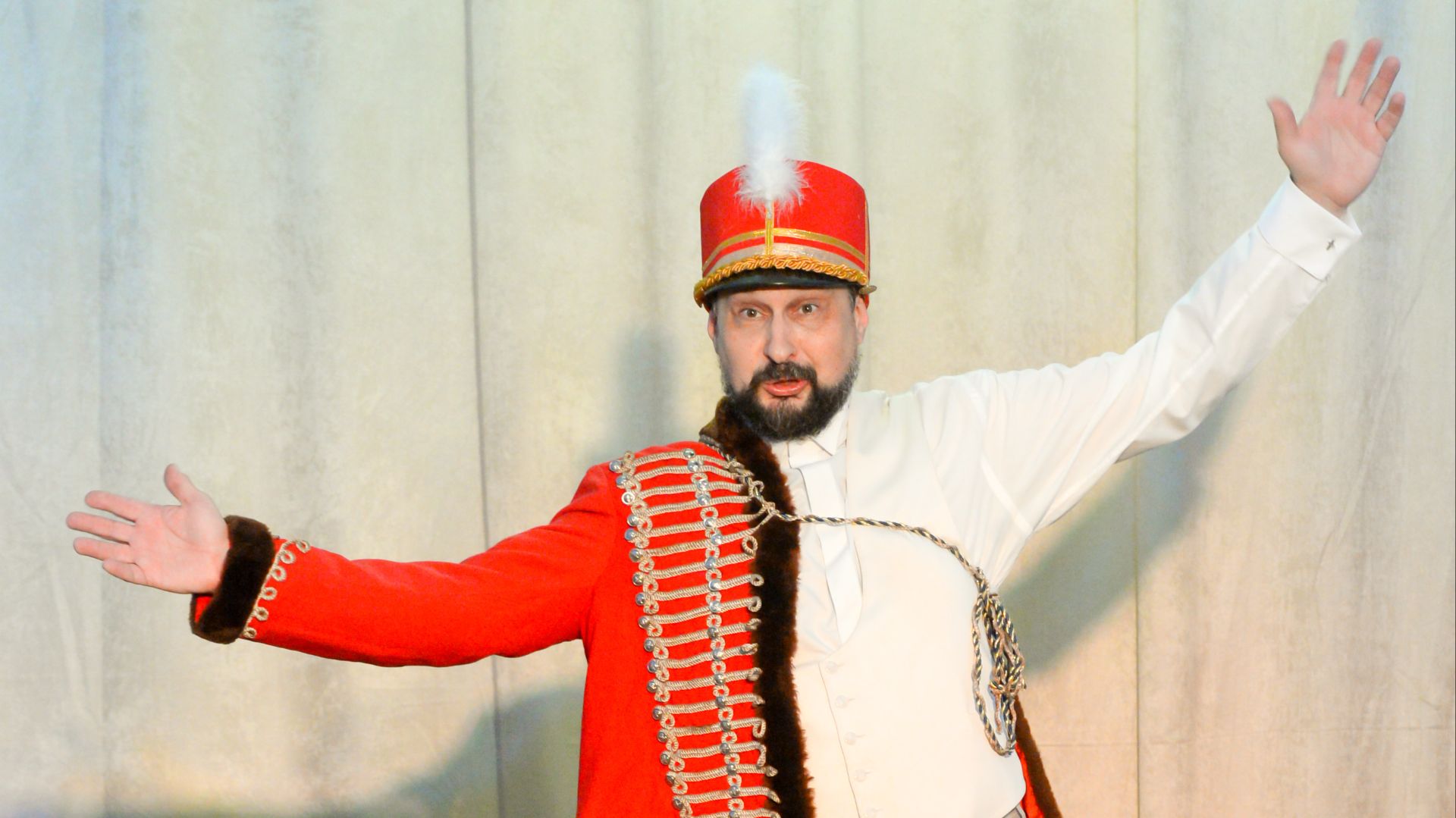 "Гусарская жженка"- Стрельников- песня Никиты из оперетты "Холопка"