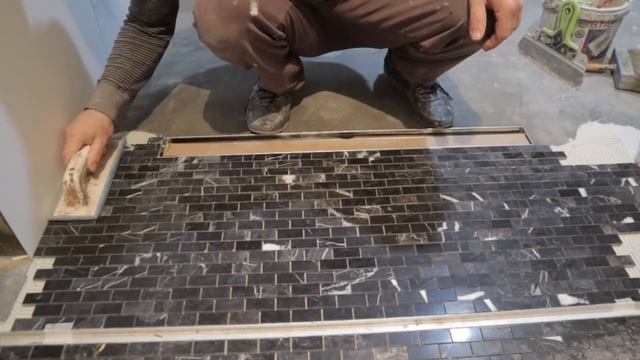 Укладка керамогранита и мозаики с подсветкой окончание работы. #new #diy #топ