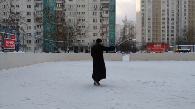 Упражнения с мечом Цзянь (5)