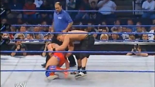 _John_Cena_vs_Kurt_Angle_(No_Mercy_2003_WWE_United_States_Championship)_4