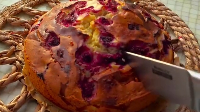 ЯГОДНЫЙ ПИРОГ С НЕЖНОЙ ЗАЛИВКОЙ...🥧🍓😋