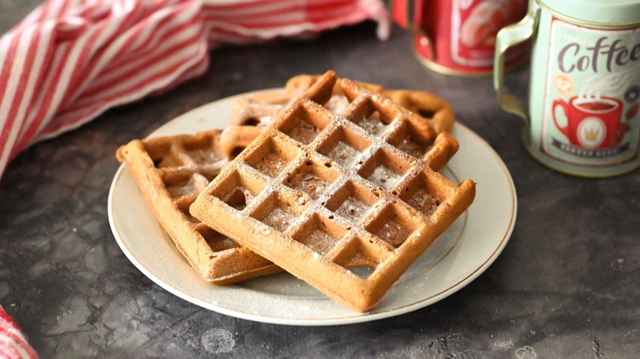 Тёплые имбирные вафли + кофе = идеальное воскресное утро!