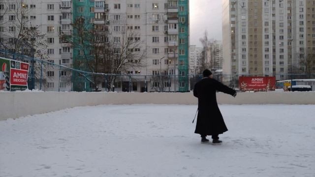 Упражнения с мечом Цзянь (3)