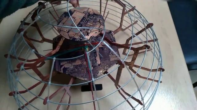 Часы "Клетка Времени"