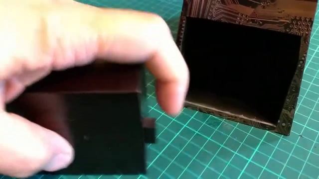 Потайной ящик Часов "Медная гора"