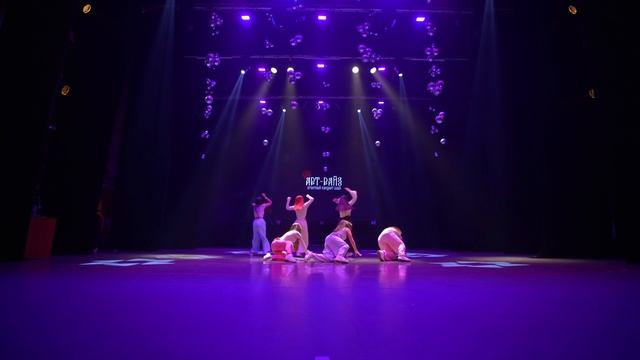 Lady Styles 16+ (рук. Максимова София)