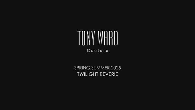 Показ женской коллекции Tony Ward Haute Couture весна-лето 2025