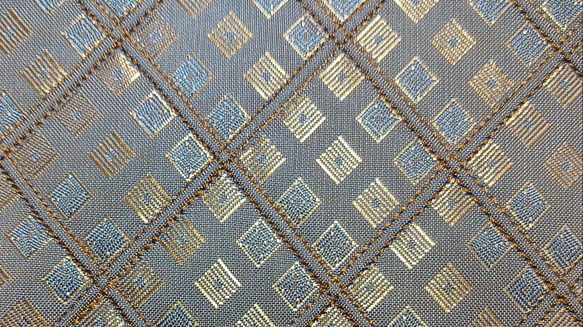 Стежка двойной иглой