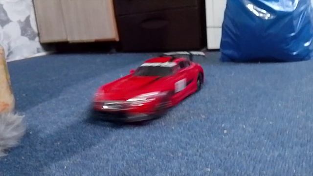 Супер машинка на пульту управления. Mercedes Мерседес