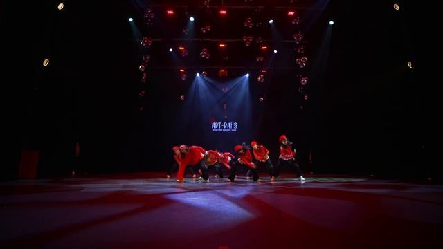 Объединение групп по DanceMix 9+ и 14 школа "Неудержимые" (рук. Ведяшкина Татьяна)