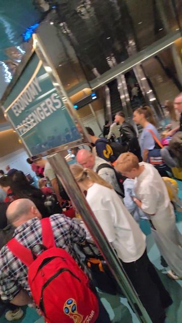 Паспортный контроль в аэропорту Мале, Мальдивы