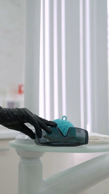 Соловьева Елена Витальевна, врач-стоматолог-хирург, имплантолог Leib-Medic