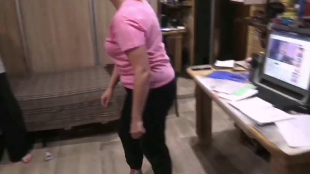 Мама разломала диск майнкрафт 2