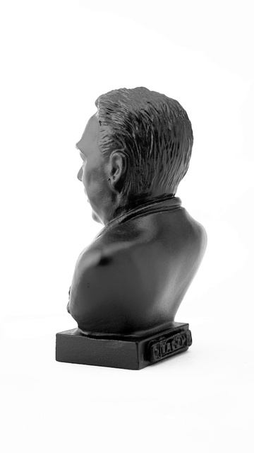 Бюст чугунный "Брежнев Л.И.". Артикул 200074. https://феникс.art