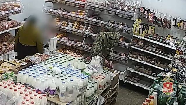 В Абакане сотрудники полиции задержали мужчину, похитившего из магазинов города 65 килограммов сыра