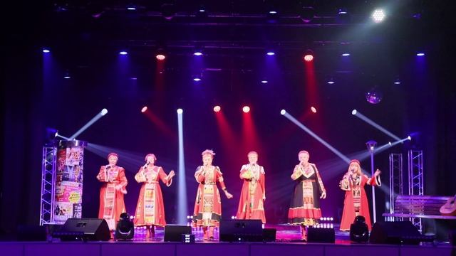 "ОДНОГО" - Ансамбль "Дебряночка"