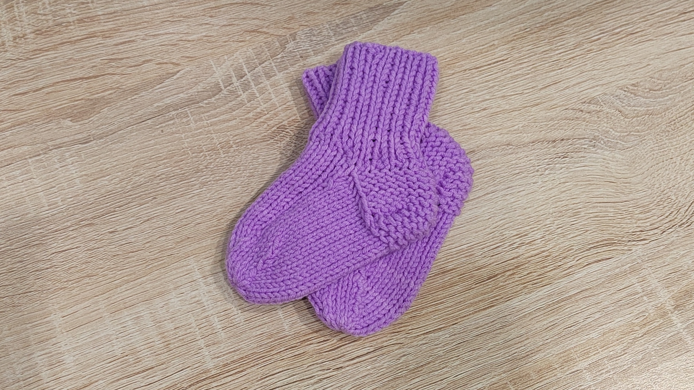 Носочки спицами для малышей  0 - 3 месяца //Видеоописание