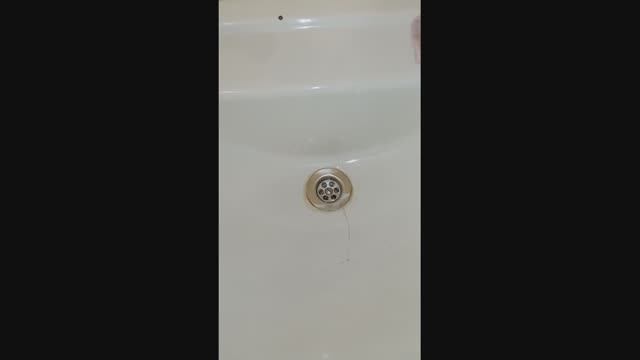 Чистка сифона раковины