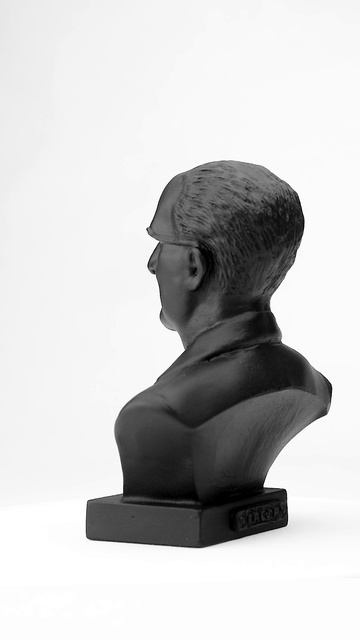 Бюст чугунный "Андропов Ю.В.". Артикул 200133. https://феникс.art