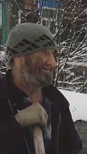 Пенсионер высказал за деревню