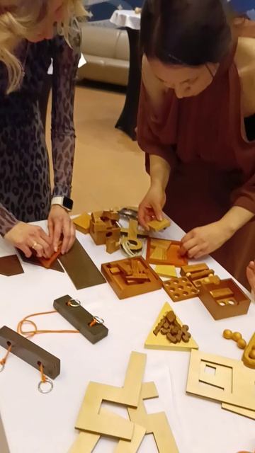 Игротека с деревянными головоломками