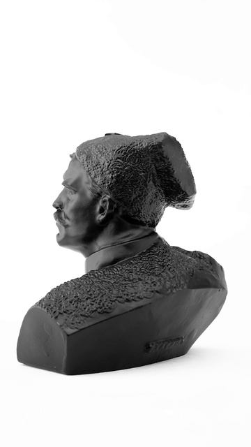 Бюст чугунный "Чапаев В.И.". Артикул 200151. https://феникс.art