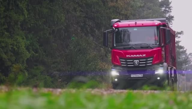 Выгодный лизинг на самосвалы KAMAZ-65951 в «МБ Тракс СПб»!