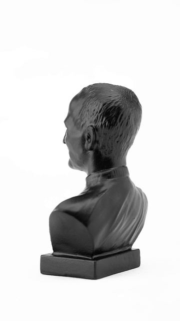 Бюст чугунный "Стив Джобс". Артикул 200155. https://феникс.art