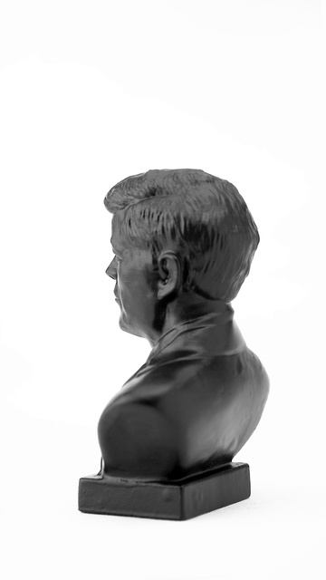 Бюст чугунный "Кеннеди Д.Ф.". Артикул 200154. https://феникс.art