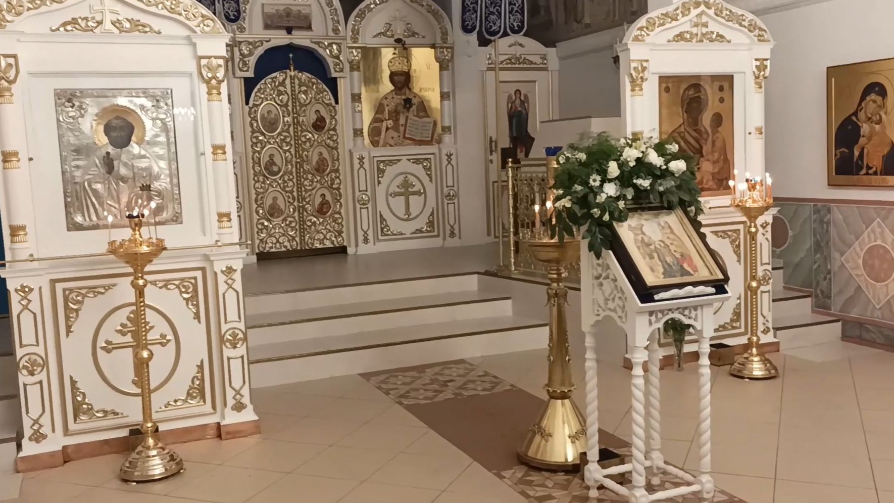 Крещение_Екатерининская и Тихвинская церкви