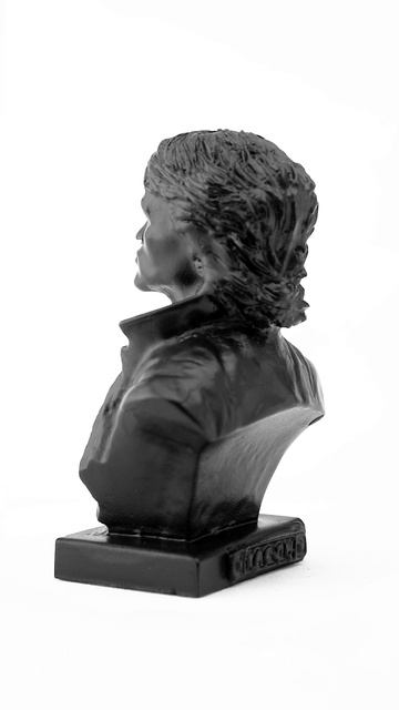 Бюст чугунный "Цой". Артикул 200166. https://феникс.art