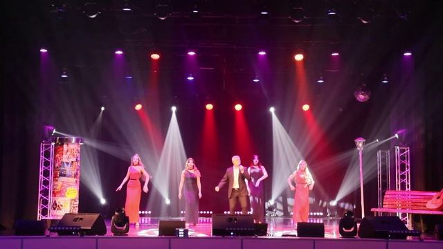 "ЗА ТВОЮ КРАСИВУЮ УЛЫБКУ" - Владимир Конов